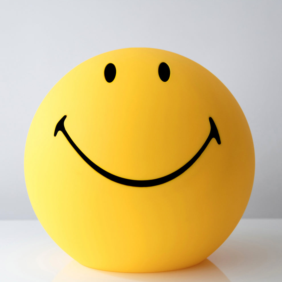 Mr Maria Smiley XL Smiley Floor Lamp. – &Living